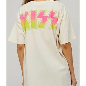 Chaser | Tops | New Chaser Kiss Shirt In White | Poshmark